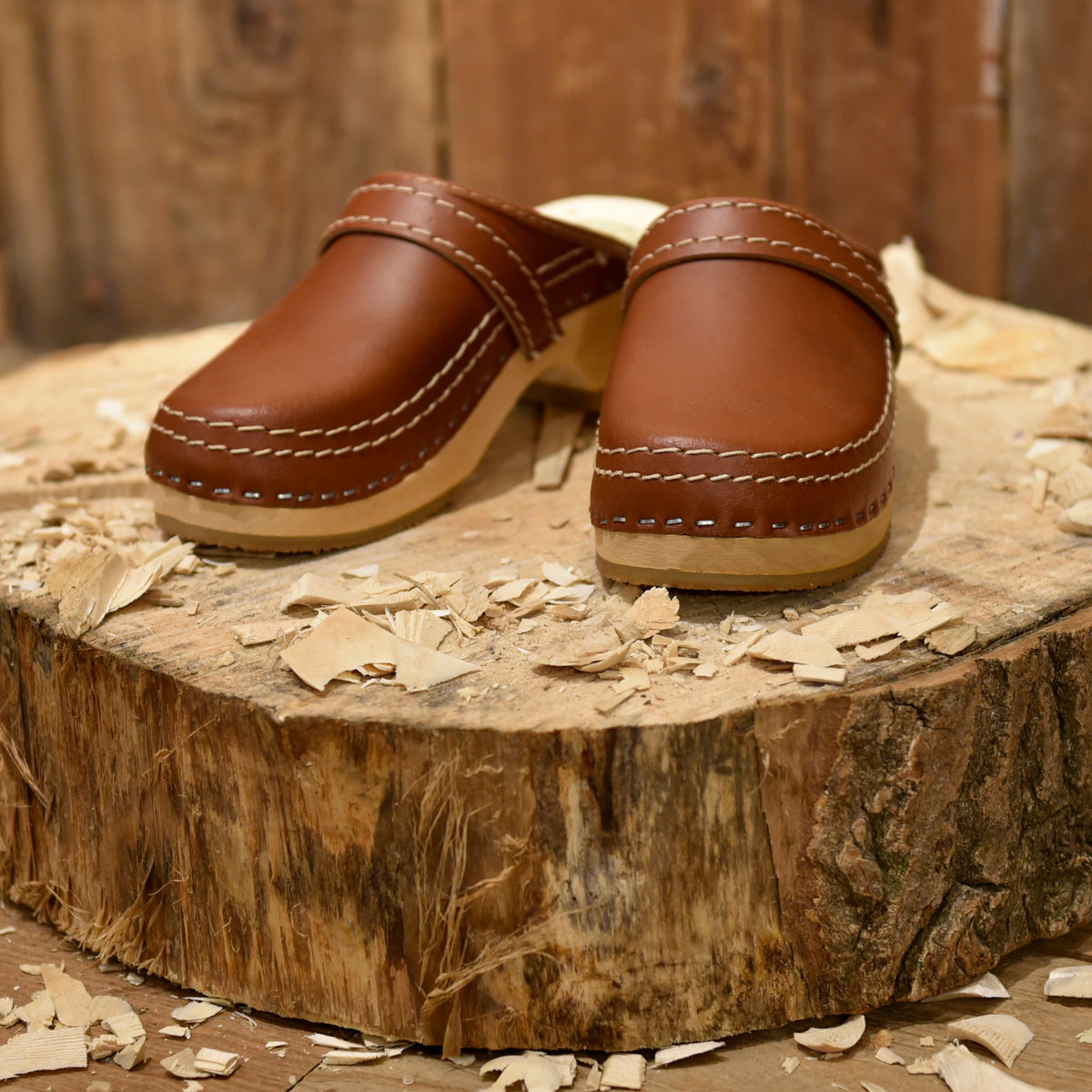Brown Leather Clogs Open – Kooijman's Dutch Webshop